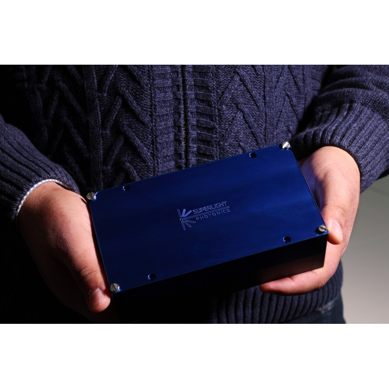 SLP-1000 On-Chip Supercontinuum Laser